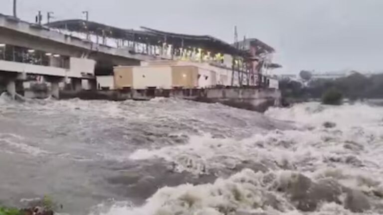 Hyderabad Floods: Himayat Sagar Gates Opened; Musi River Overflows ...